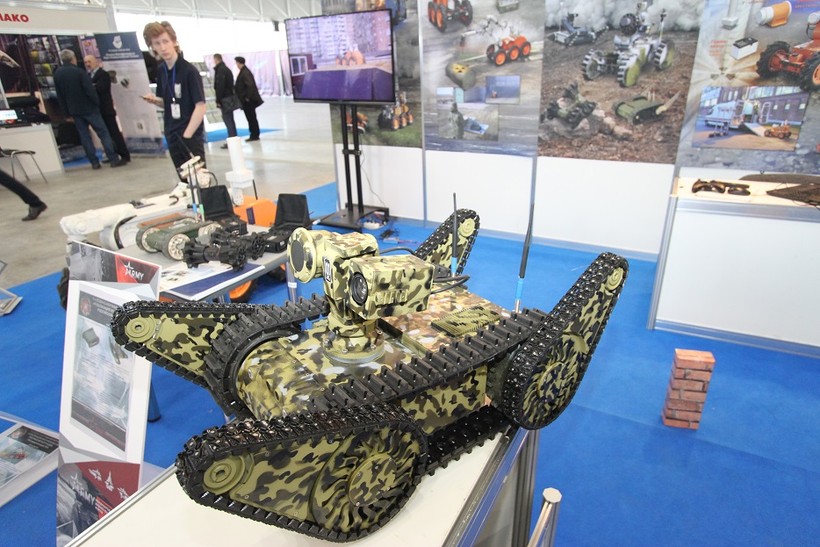 Những mẫu robot quân sự mới nhất của quân đội Nga