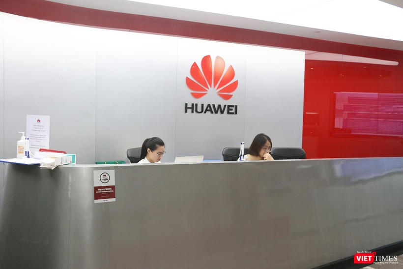 VDCA Tech Tour: Tham quan trụ sở và tìm hiểu dịch vụ Cloud của Huawei ...