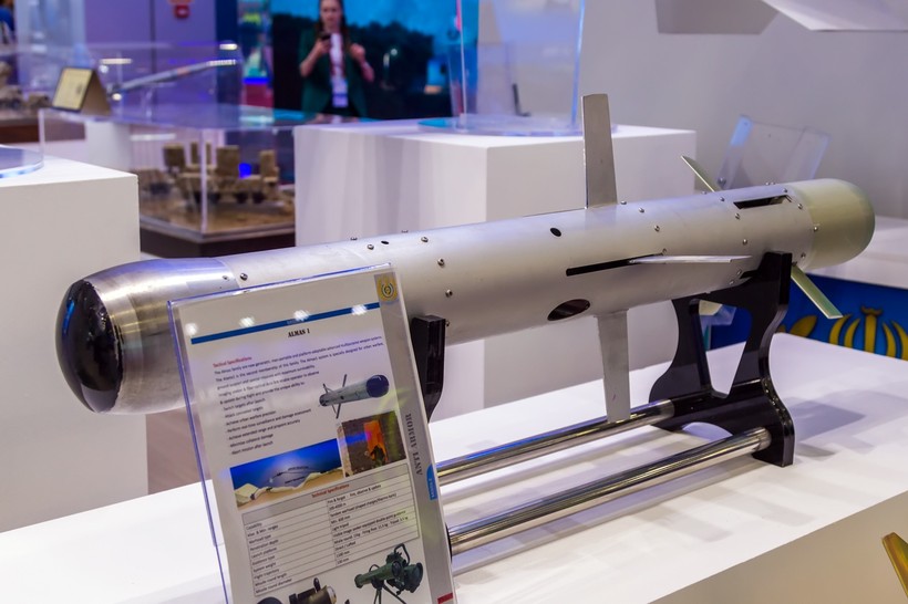 Hezbollah sử dụng tên lửa chống tăng tiên tiến của Iran tấn công quân ...